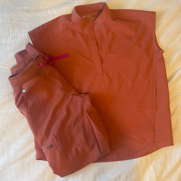 Figs | Other | Terracotta Figs Zamora Scrub And Catarina Top | Poshmark